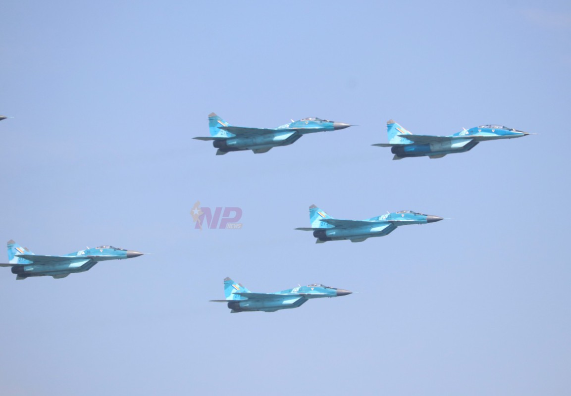 Tatmadaw introduces indigenous aircrafts on Independence Day