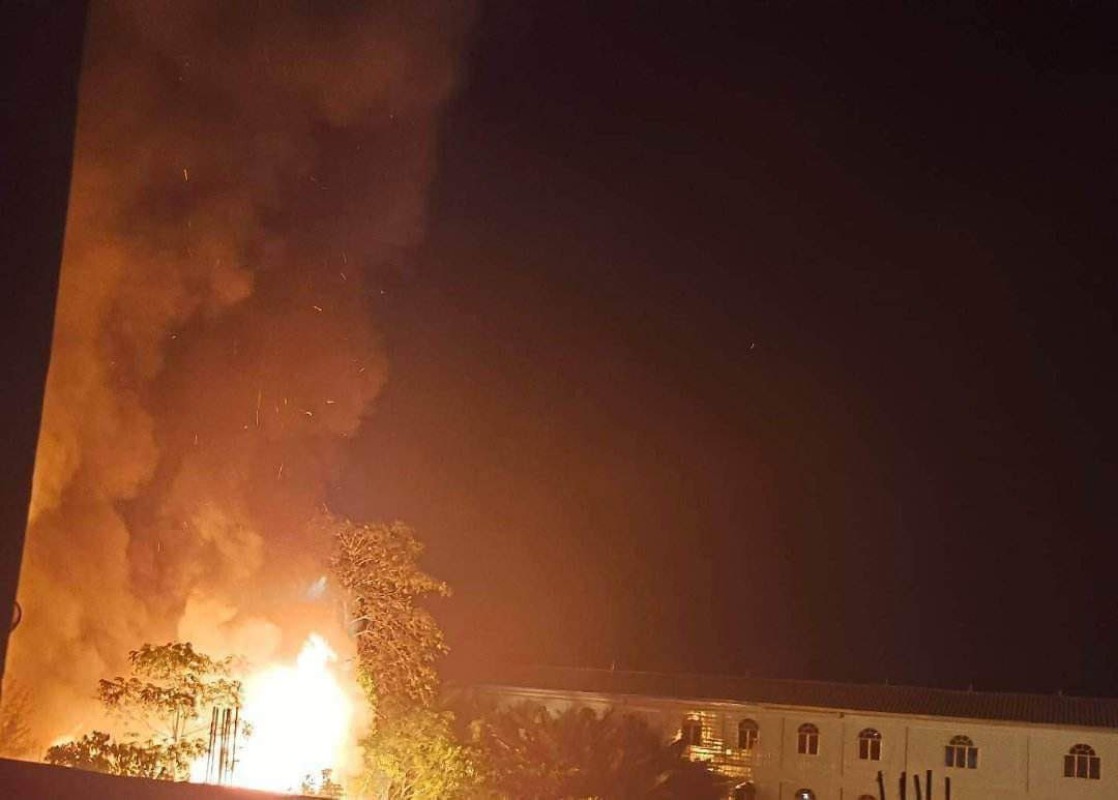 လူအင်အားများစွာဖြင့် မီးသတ်ရုံး၊ ထွေအုပ်၊ စည်ပင်၊ လဝက နှင့် စရဖရုံးများကို တစ်ပြိုင် နက်တည်း