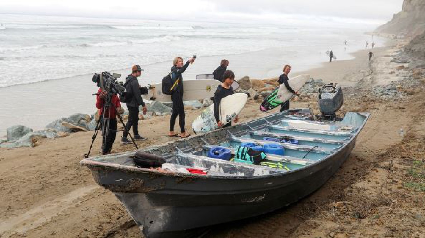 ဆမ်ဒီရေဂိုကမ်းရိုးတန်းမှာ စက်လှေ ၂ စီး တိမ်းမှောက်မှုကြောင့် အနည်းဆုံး လူ ၈ ဦး သေဆုံး