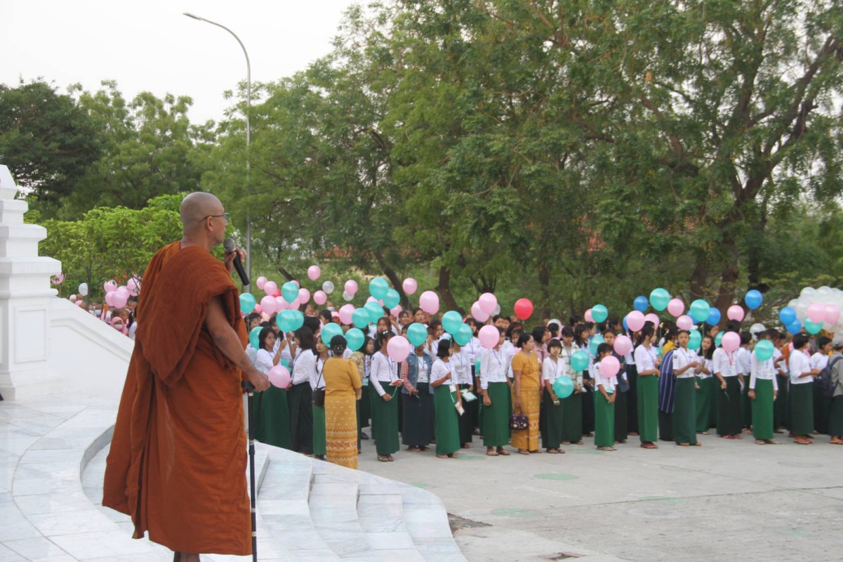 အာဏာရှင်မျိုးစုံကို သေနတ်ဖြင့် တော်လှန်၍မရဘဲ ပညာဖြင့်သာ တော်လှန်ရမည်ဟု