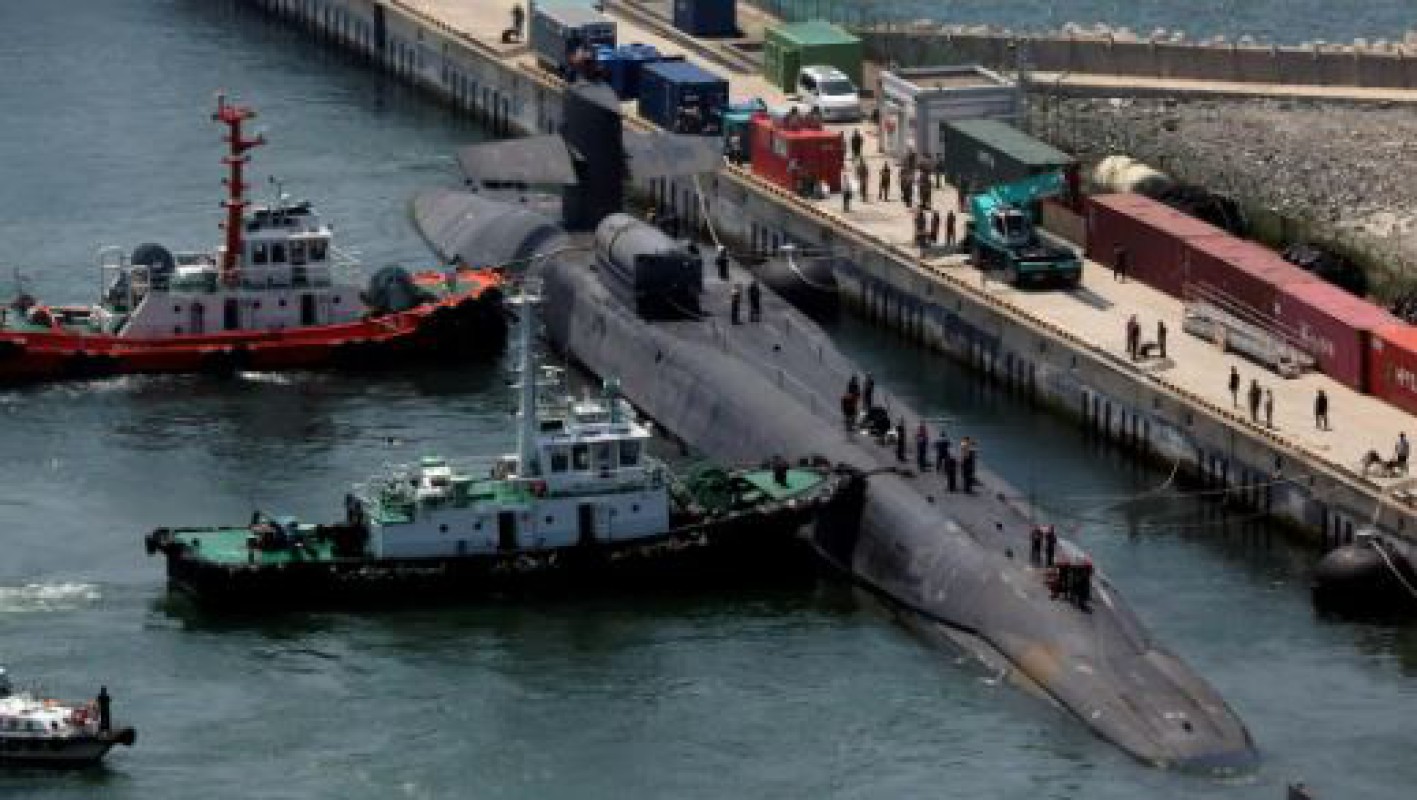 နျူကလီးယားဒုံးကျည်များ တပ်ဆင်ထားသော ရေငုပ်သင်္ဘောတစ်စင်း စေလွှတ်ရန် လုပ်ဆောင်နေသော အမေရိကန်၏လုပ