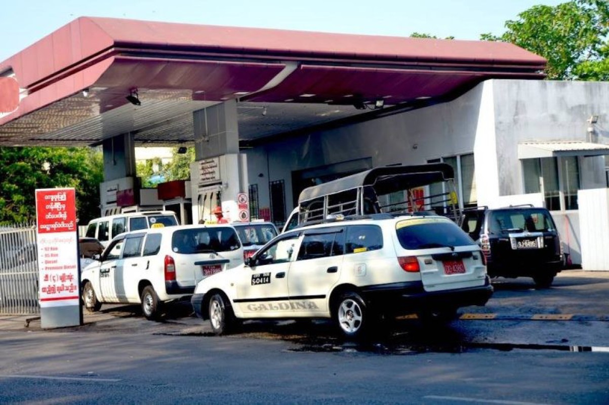 စက်သုံးဆီဝယ်ယူသုံးစွဲမှုအခြေအနေကို Software စနစ်ဖြင့် ကြီးကြပ်စောင့်က ...