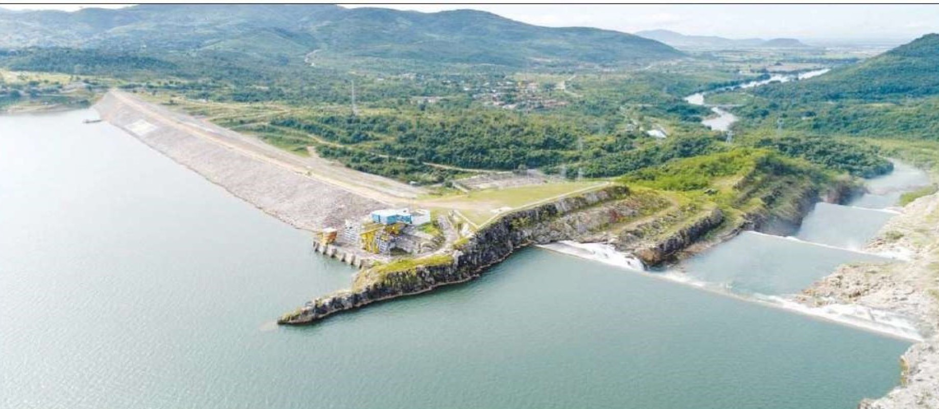 ဆည်ပေါင်း ၅၀ ကျော် ရေပို့လွှဲမှ ရေကျော်နေသော်လည်း ဆည်အောက်နေဒေသခံမ